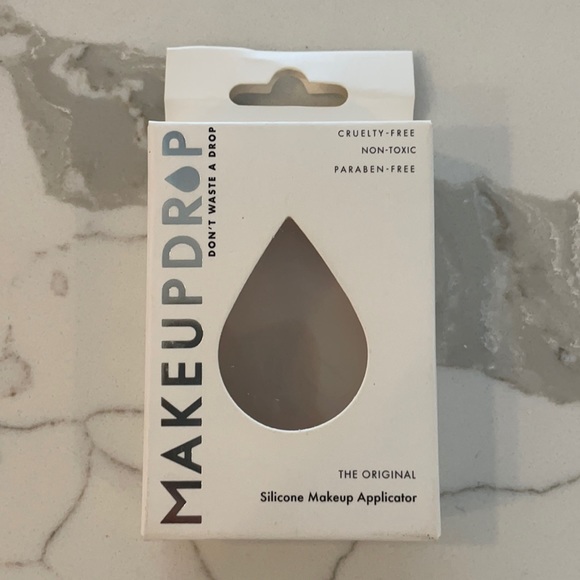 Makeup Drop | Makeup | 525 Makeup Drop Applicator | Poshmark